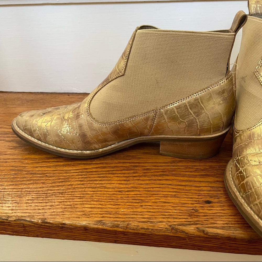 Matisse Gold Metallic Western Ankle Boots - Gem